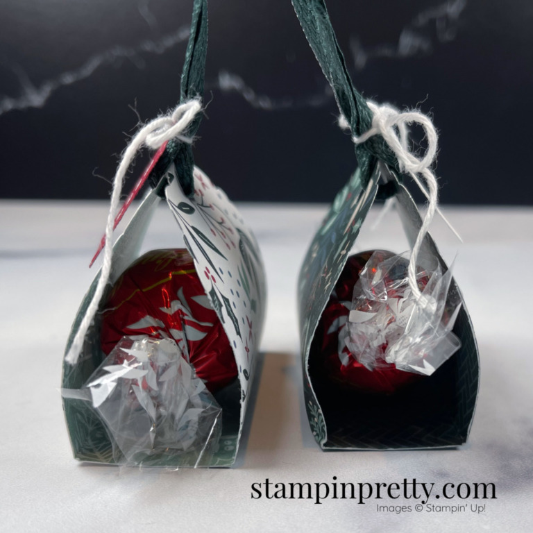 Simple Holiday Table Favor with Tidings of Christmas